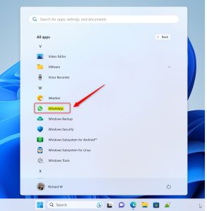 Enable WhatsApp Auto-Start on Windows 11 - Geek Rewind